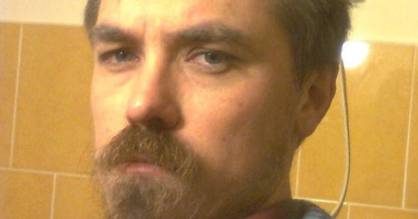 Antal Balázs: térdeplő beszéd / Vers a Prae folyóirat Ragály-számából ...